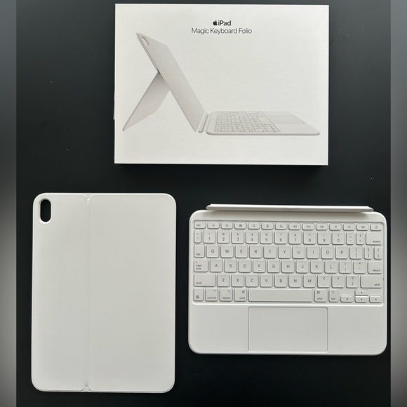 Apple | Tablets & Accessories | Magic Keyboard Folio For Generation ...